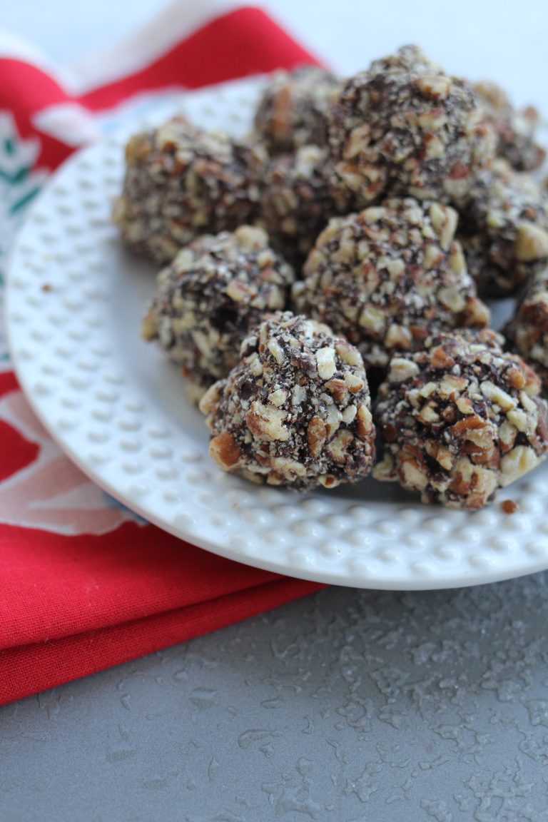 Peanut Butter Balls | A Bountiful Kitchen
