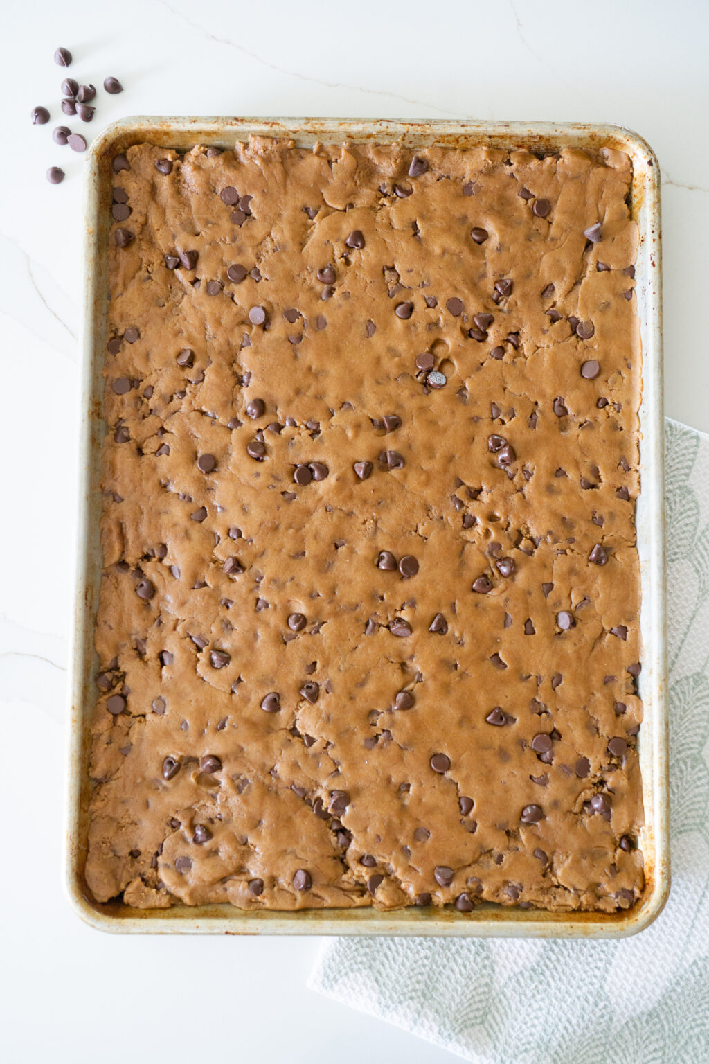 Easy Sheet Pan Chocolate Chip Cookies | A Bountiful Kitchen